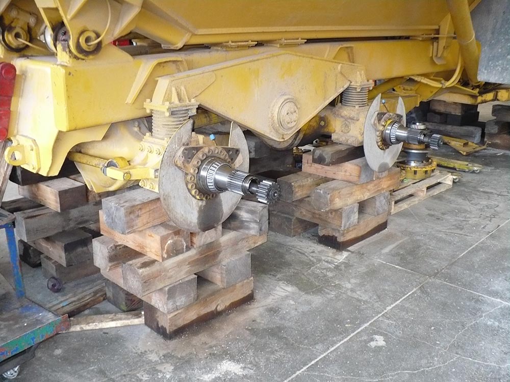 Use of Blocking and Jack Stands